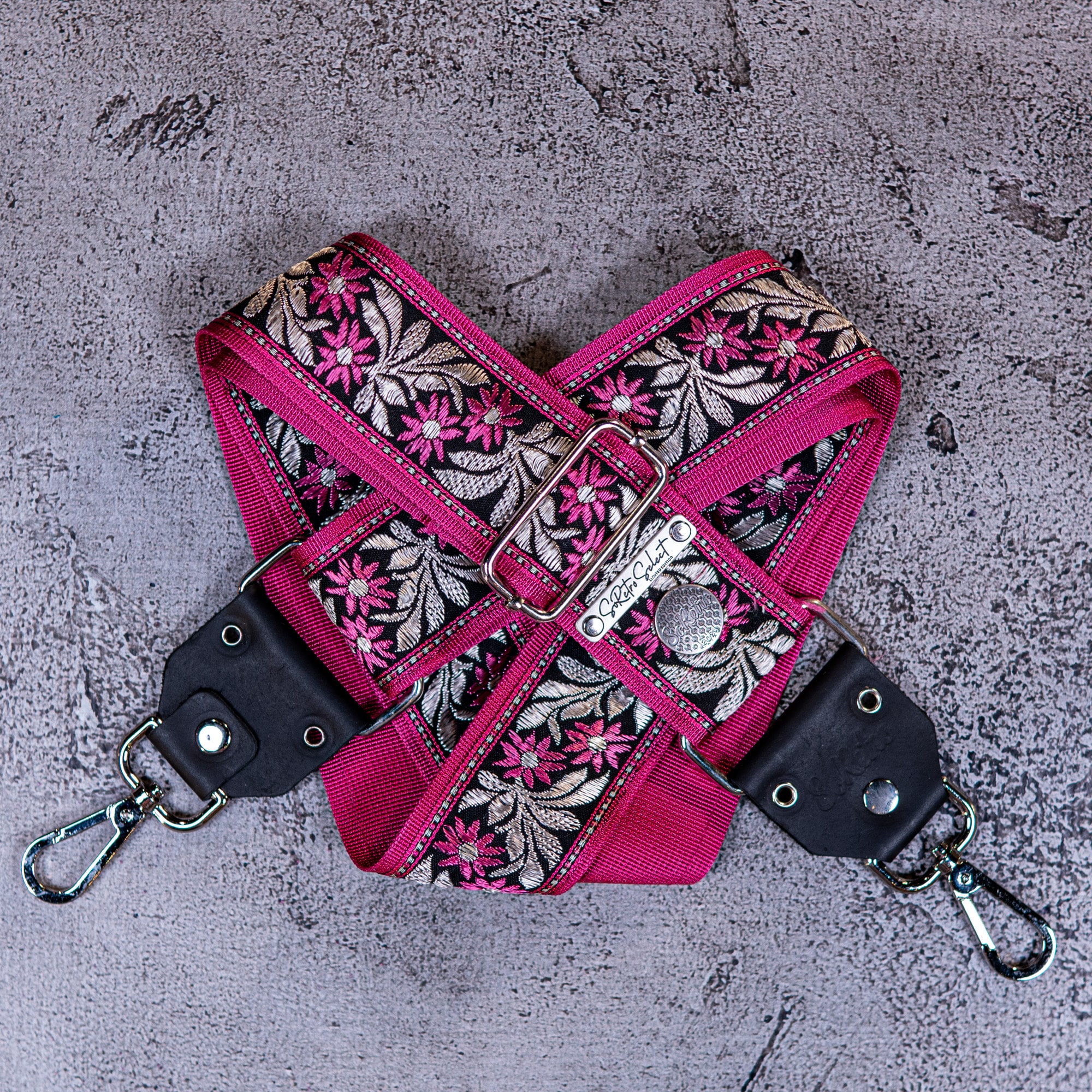 SoRetro Select – Bag or Camera – Pink Daisies – Raspberry Webbing ...